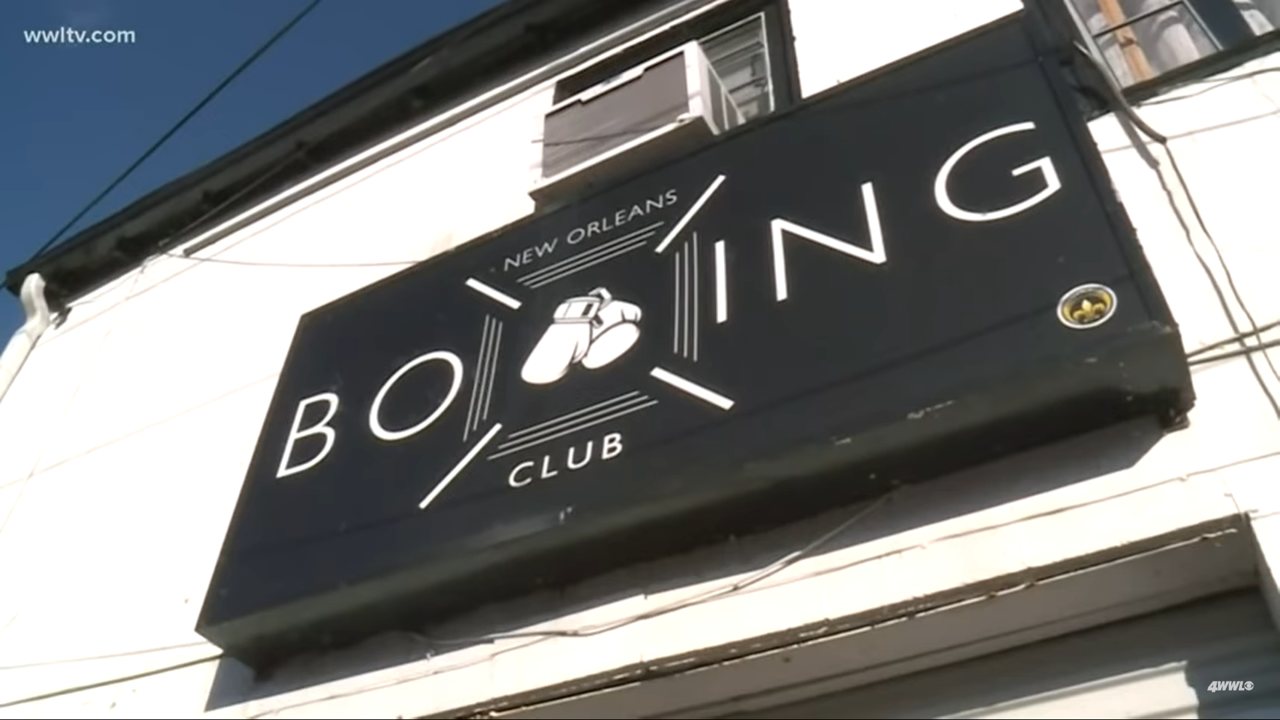 Instructora De Artes Marciales Da Una Buena Lección A Un Ladrón Que ...