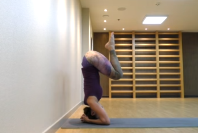 10+ super effective yoga poses for brilliant breasts