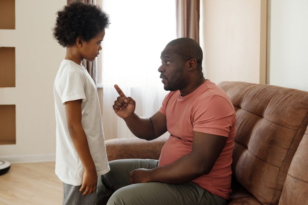 Science shows parents addicted to their cell phones affect their ...