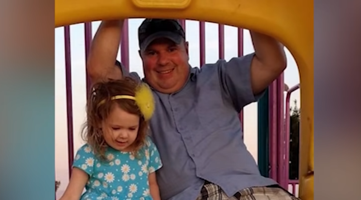 Online gamer 5000 miles away solves case of missing girl