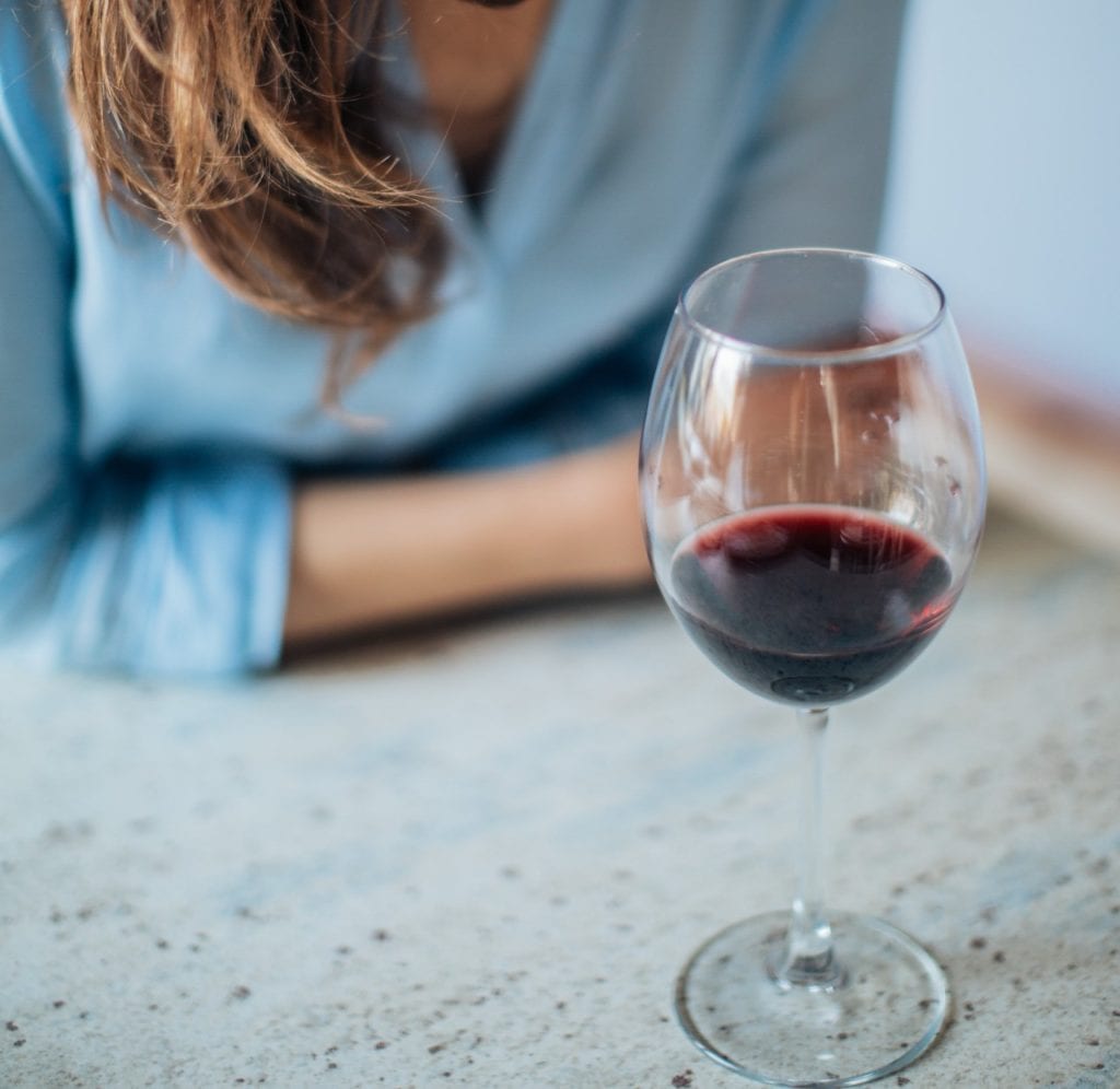 Drinking red wine comes with 11 underrated health benefits