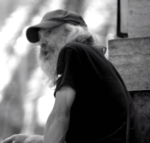 Homeless man gets life-changing makeover unveiling his handsome face