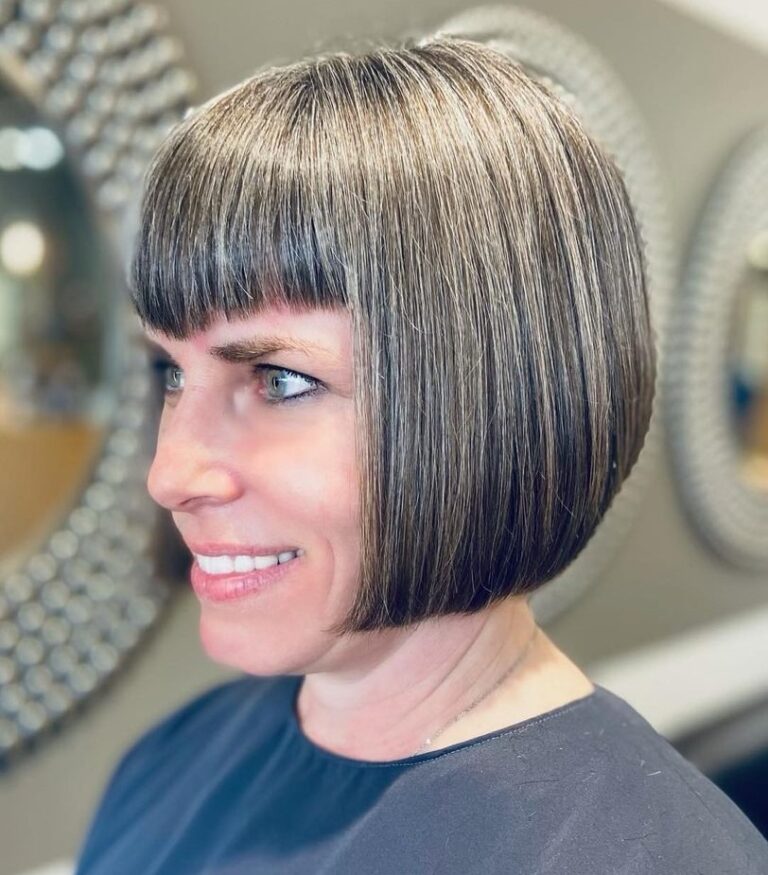 25 Gray Bob Haircuts So Beautiful They’ll Take Your Breath Away
