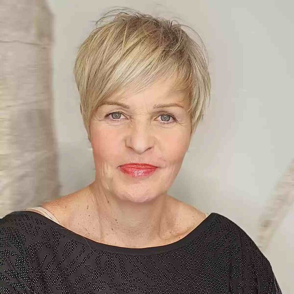 50 side-swept bangs that are stop-you-in-your-tracks gorgeous