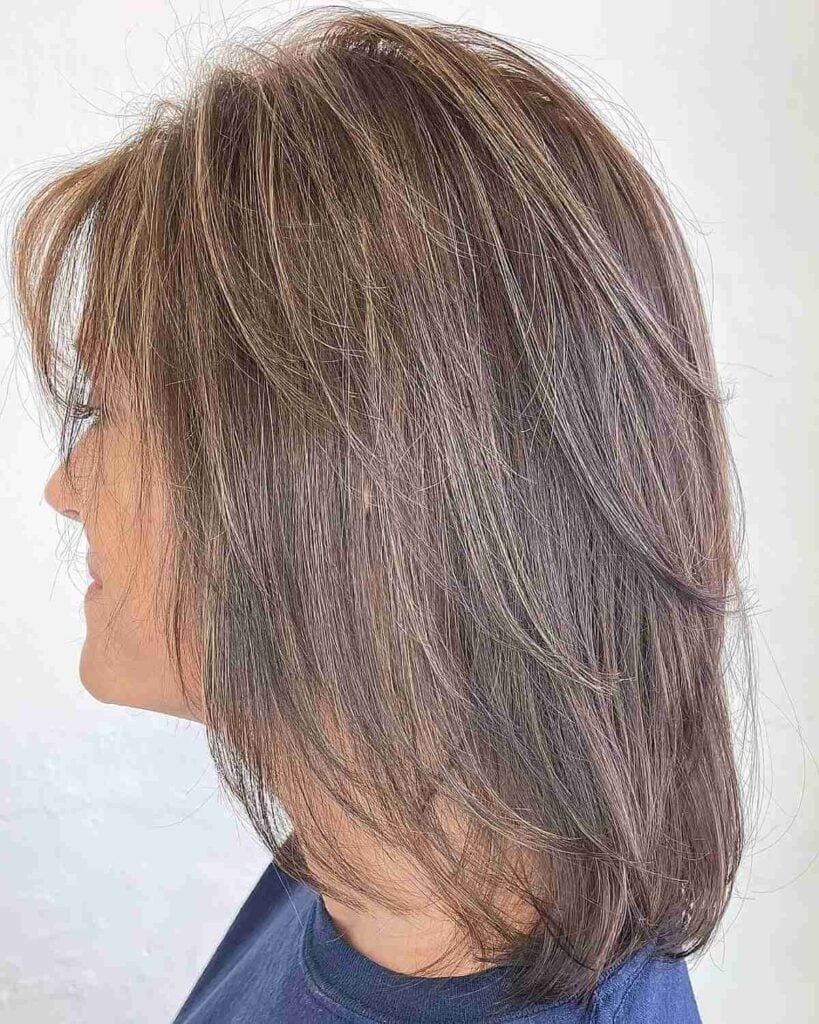 50 Low-Maintenance Layered Medium Haircuts That’ll Give You Stunning ...