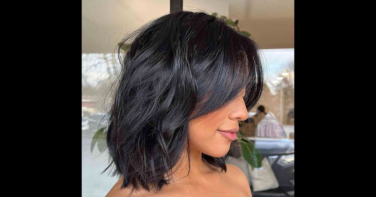 45+ shoulder-length haircuts that’ll take years off your look