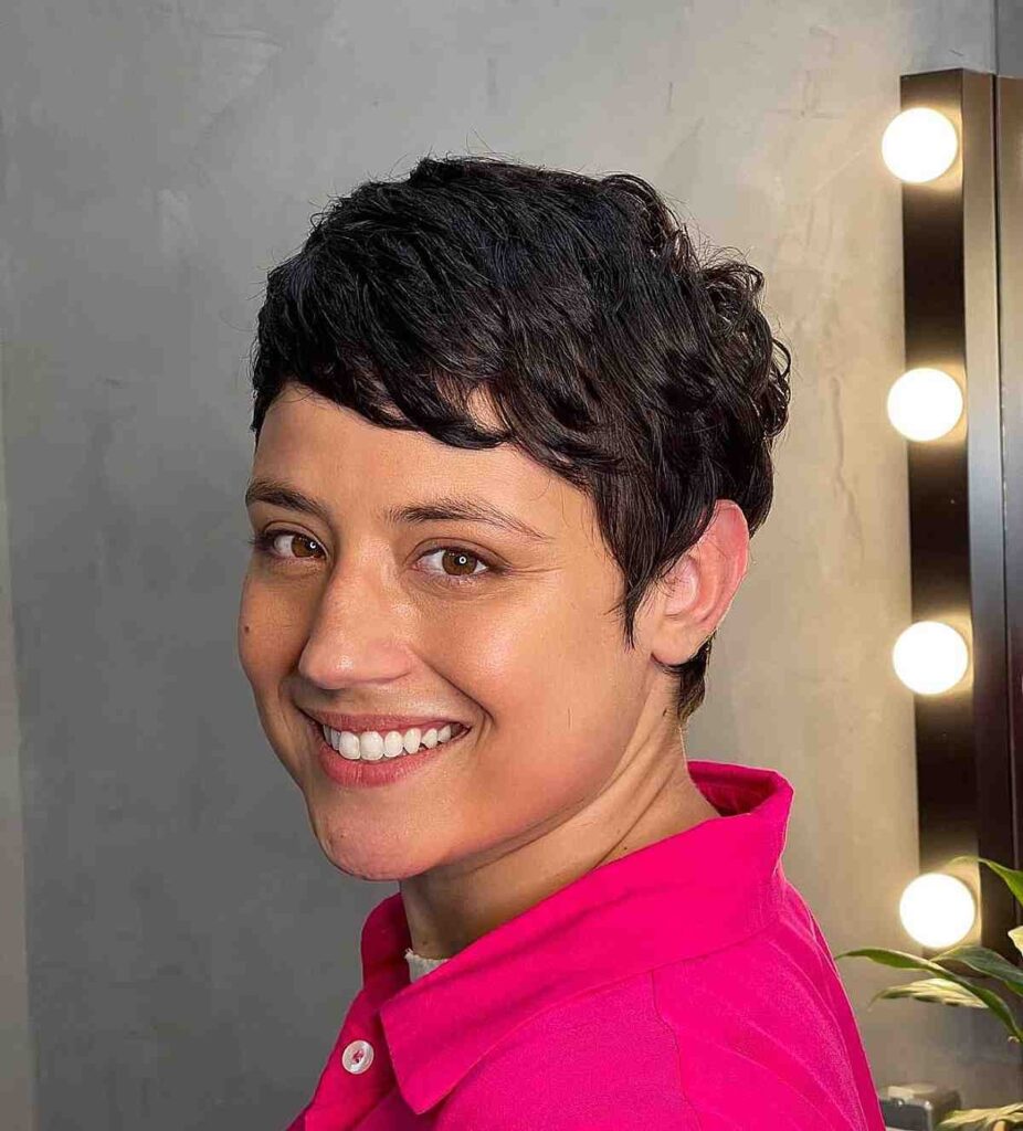 Stunningly effortless “micro” pixies that are sexy and chic