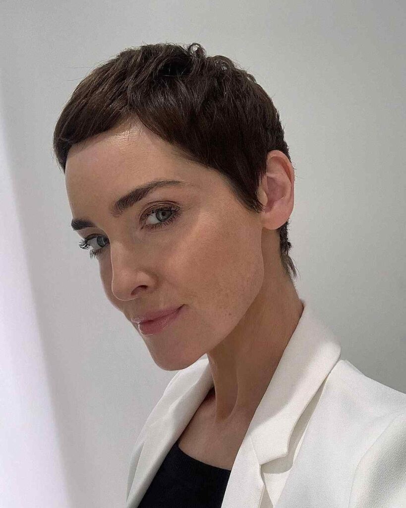 Stunningly effortless “micro” pixies that are sexy and chic