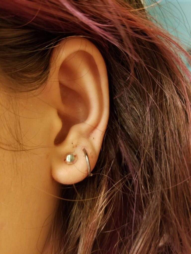 40 Surprising Body Language Signs and What They Actually Mean