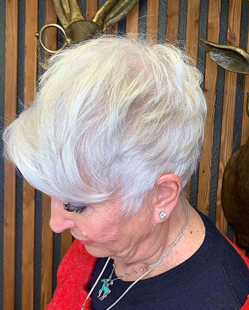 35 fabulous hair colors that make a woman over 60 look 10 years younger